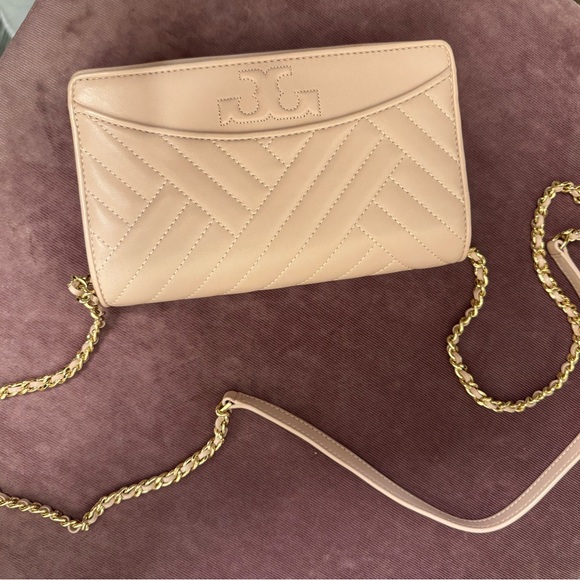Tory Burch | Bags | Elegant Pink Quilted Chain Bag | Poshmark